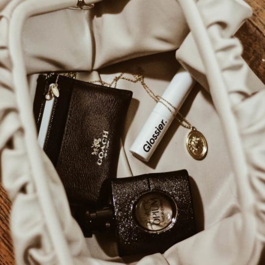 FOCUS ON ESSENTIAL OILS - BalkisBeauty